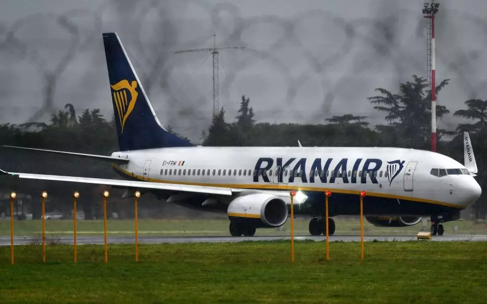 Ryanair obiecał pozbyć się plastiku na wszystkich lotach do 2023 roku