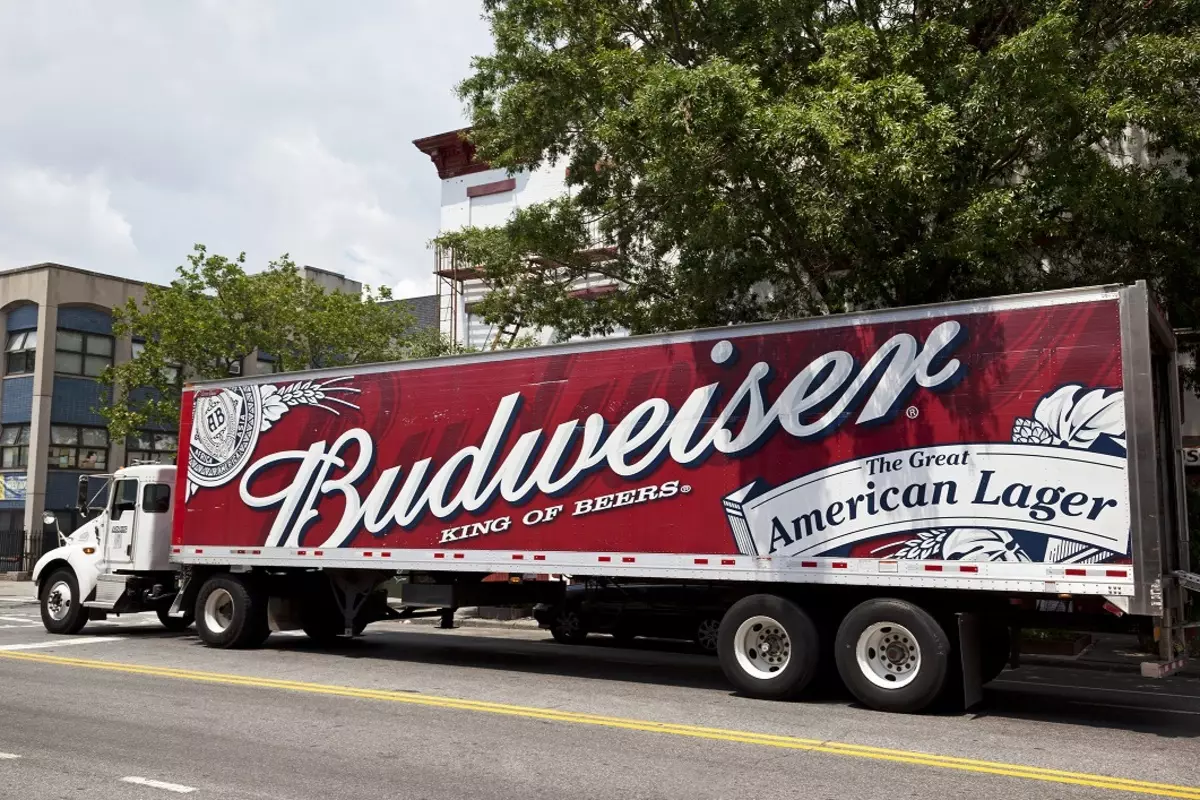 บริษัท Budweiser Brewing ได้รับพลังงาน 100% โดยใช้แหล่งพลังงานหมุนเวียน