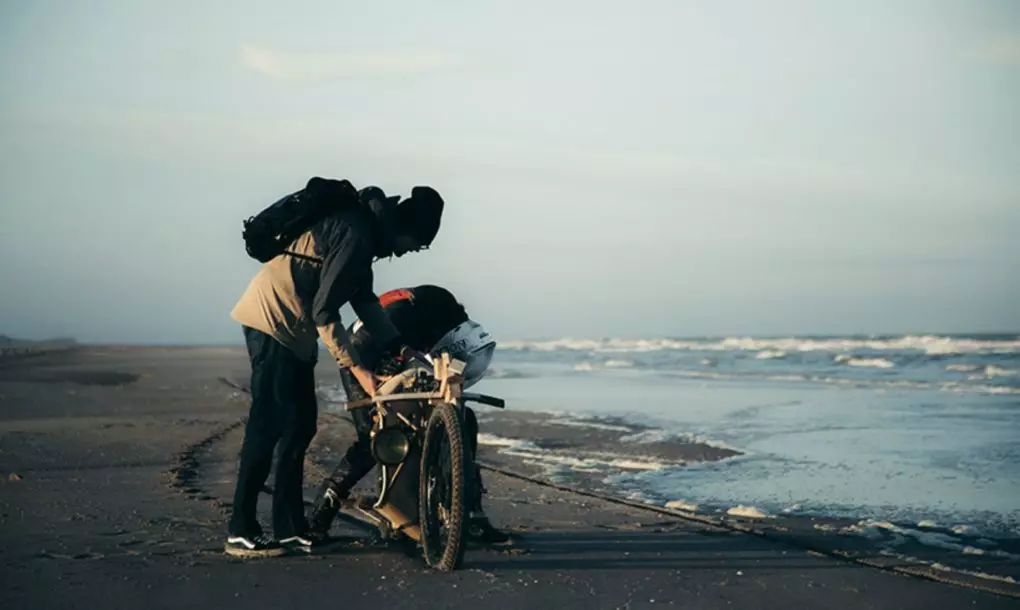 Motorcykel, der opererer på alger