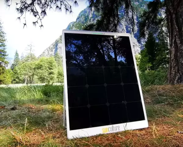 Nouveaux panneaux solaires avec piles intégrées