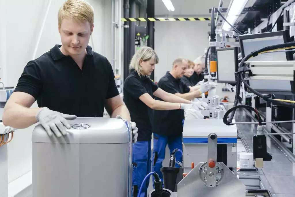 Mercedes - New Tesla Home Battery Competitor?