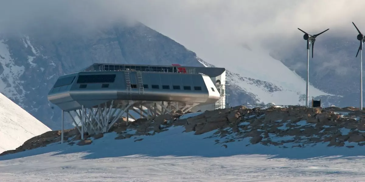 Overview of the world's first waste-free research station in Antarctica. Part 1