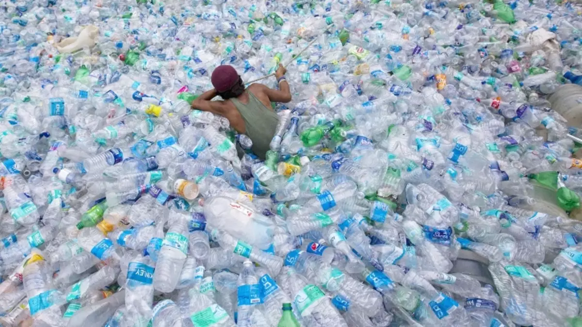 De hoofdstad van India verboden plastic container