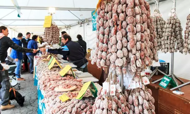 Der Bürgermeister von Turin schafft die erste vegetarische Stadt Italiens