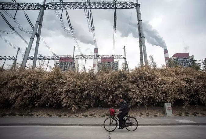 चीन 200 कोयला बिजली संयंत्रों के निर्माण को रोकता है