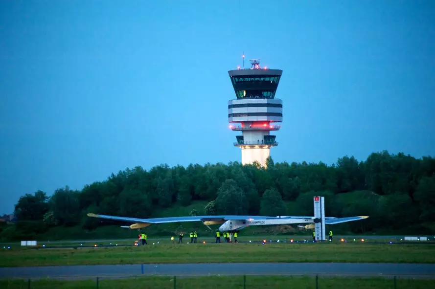 Solar Impulse 2 дагы учууга даяр