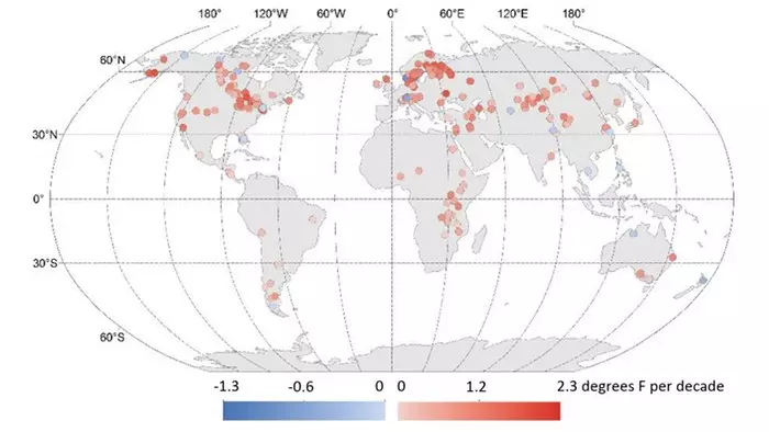 Data from satellites show how much lake temperature lakes changed