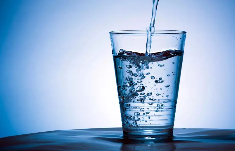 Schoolgirl, içməli suyu təmizləmək üçün yeni bir yolun ixtirası üçün 100.000 dollar qazandı
