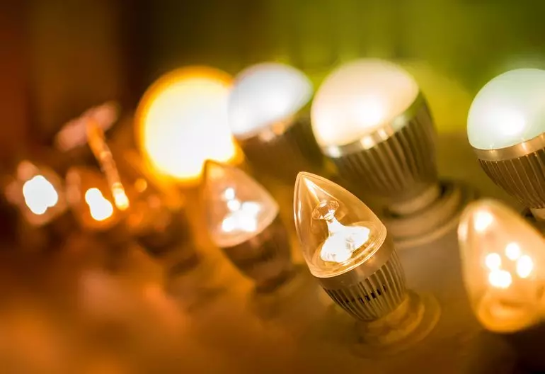 Les ampoules LED créent une connexion sans fil