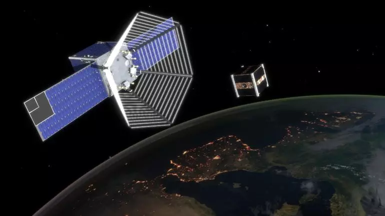 Satellite স্থান ট্র্যাশ সংগ্রহ করা হবে