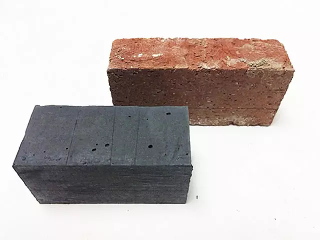 MIT students created an eco-brick that does not need firing