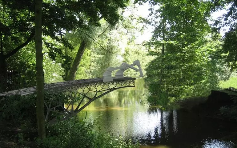 In Amsterdam printed the bridge. Facepla.net latest ecology news