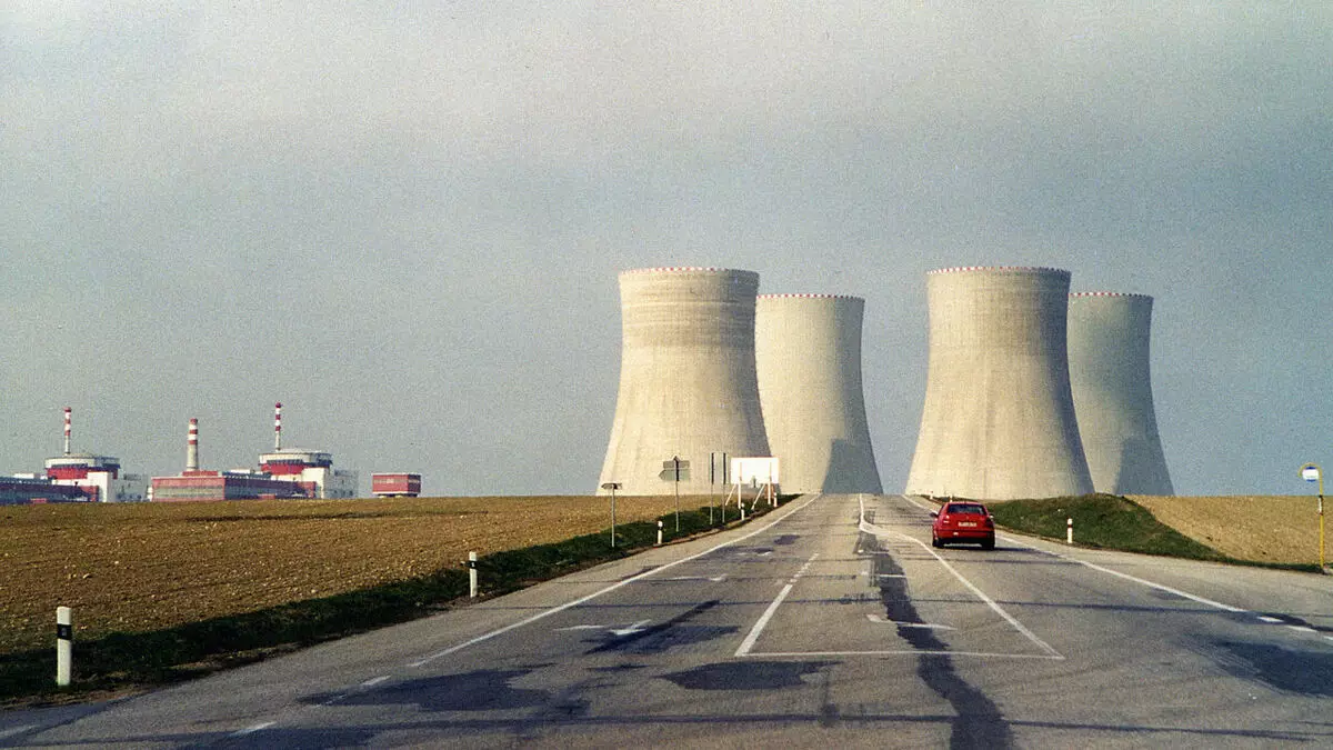 Branduolinis reaktorius, kuris gali dirbti su branduolinėmis atliekomis 1909_1