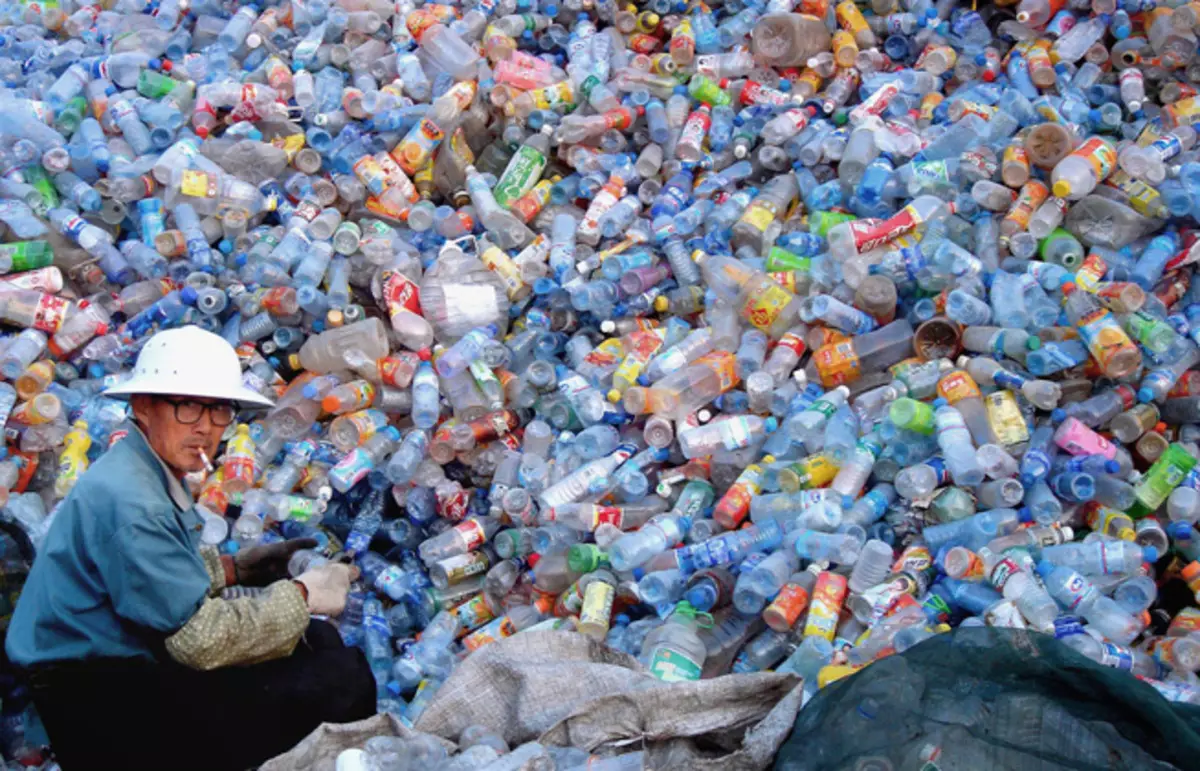 L-issortjar tal-plastik awtomatiku jgħin biex isolvi l-problema tal-ipproċessar tagħha. Facepla.net aħħar ekoloġija aħbarijiet