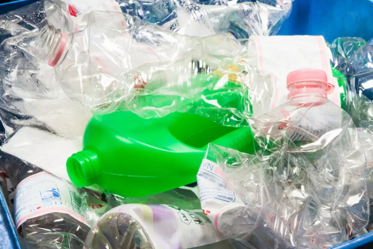 L-għażla tal-plastik awtomatika tgħin issolvi l-problema tal-ipproċessar tagħha