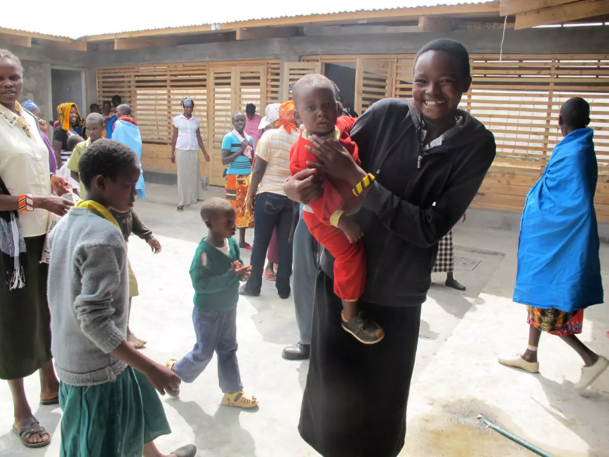 O novo campus escolar no Quênia pode armazenar 1,5 milhão de litros de água. Notícias mais recentes de ecologia do facepla.net