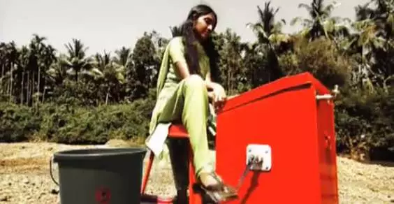 Gurudak 14 taun ti India nimukeun mesin cuci anu kedah henteu perlahan. Berita Ecology.net Handap