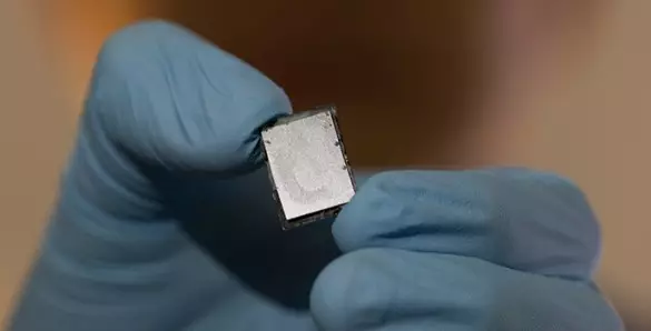 Supercapacitors Strwythurol yn lle batris y gellir eu hailwefru