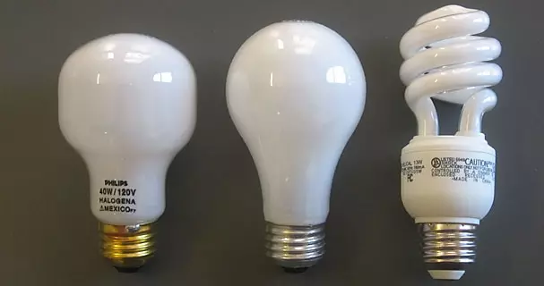 Շիկացման լամպեր լյումինեսցենտ լամպերի կողքին
