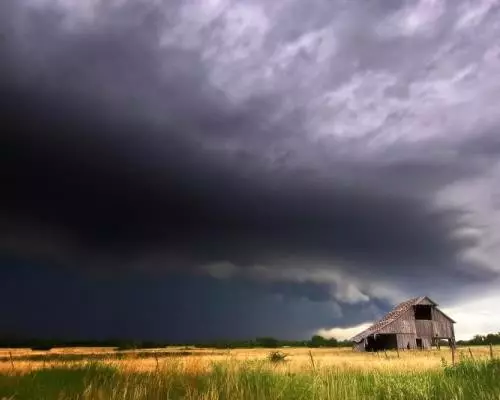 8 mooie plaatsen van wereld onderworpen aan natuurrampen