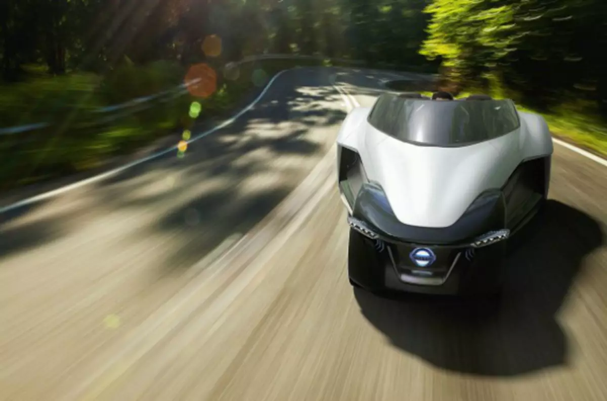 Эгомобиль Nissan BladeGlider