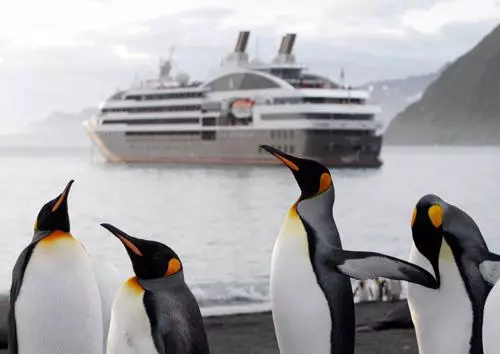 7 Cruise neamhghnách ina gcaithfidh tú cuairt a thabhairt ar a laghad uair amháin sa saol