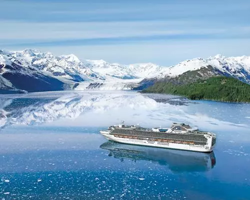 7 Cruise neamhghnách ina gcaithfidh tú cuairt a thabhairt ar a laghad uair amháin sa saol