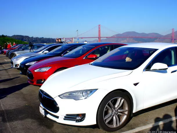 Tesla Model S Mellatts elektoMotors