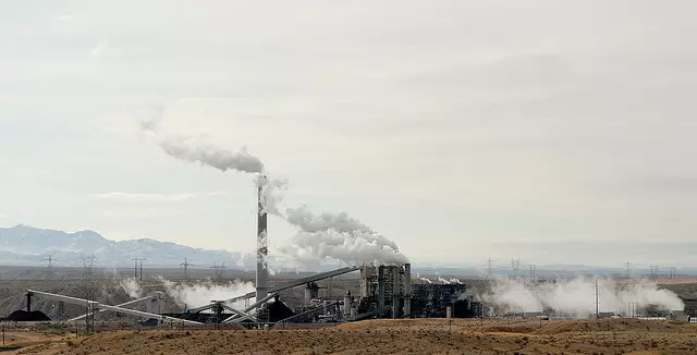 Greenaşyl zyňyndylar maglumatlary elektrik togunyň ulanmagy üçin uglerod aýak yzyny çykarýar