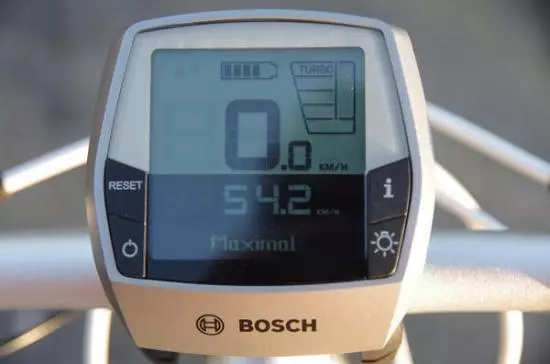 Computer per biciclette: bicicletta elettrica BMW Cruise E-Bike 2014
