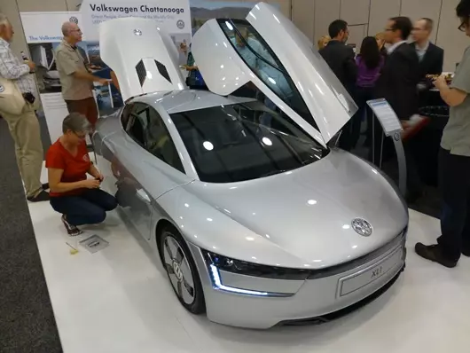Volkswagen telah menunjukkan hibrida baru dengan konsumsi yang mencolok 0,9 liter per 100 kilometer