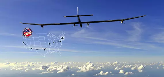 Solar Impulse - het zonnige vliegtuig vlogen Amerika en keerde terug naar huis