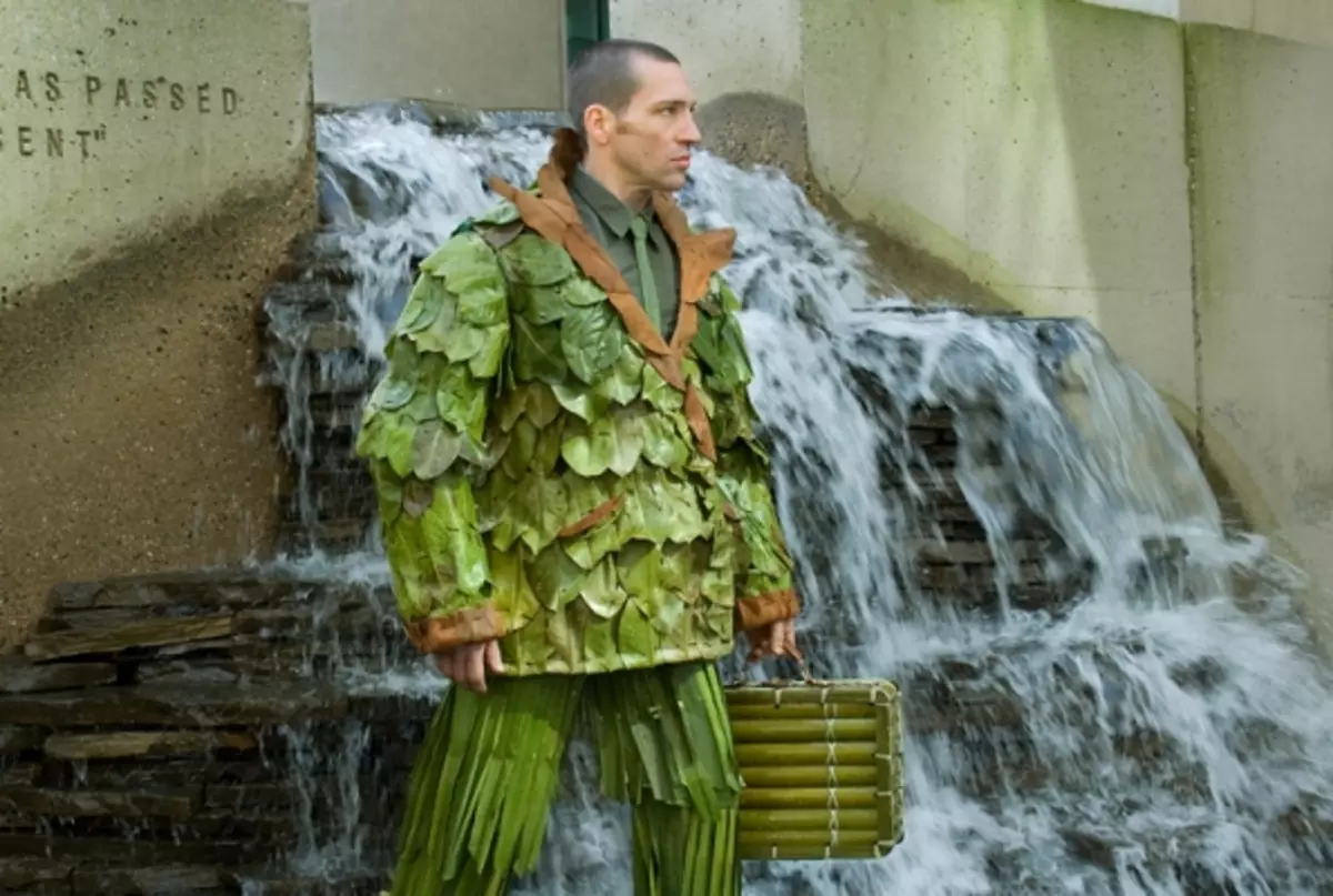 Tres diseñadores de moda de plantas.