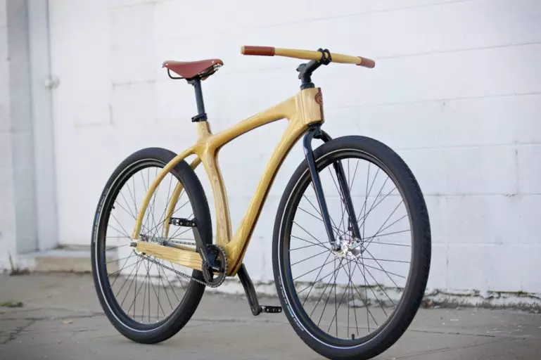 Maaari bang maging mas greener ang berde? Wooden Bike Woody Scorcher.