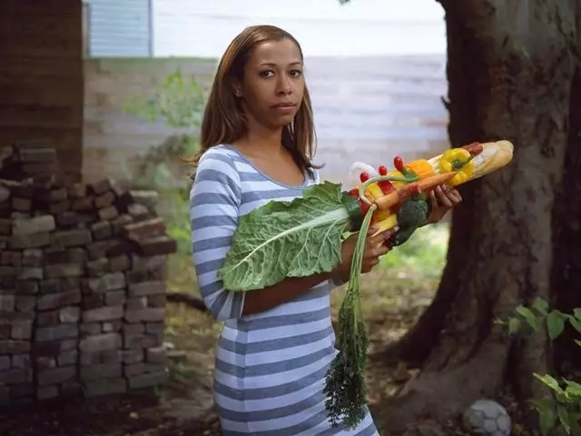 Carrera de brazos de verduras