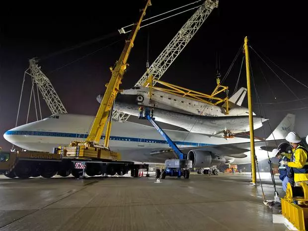 Am Ende des Programms beschloss SHATTL im Jahr 2011 NASA, Raumschiffe nach Land zu verbreiten