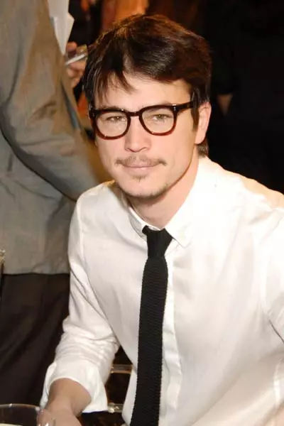 Josh Hartnett.