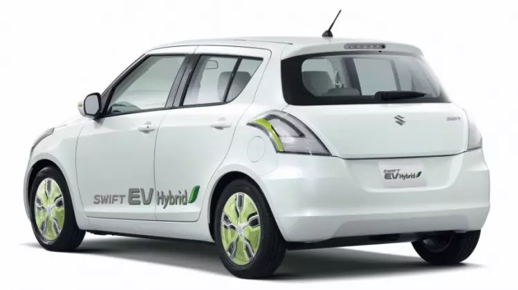 SUZUKI SWIFT EV Hybrid Rückansicht