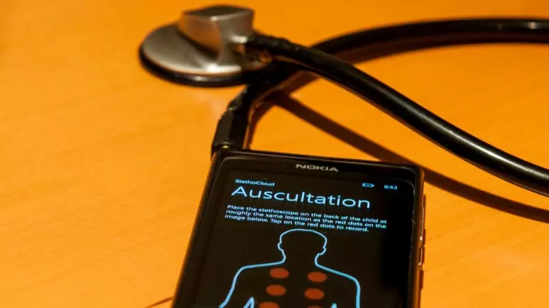 Stethocloud - Cloud-applikation för smartphone som diagnostiserar lunginflammation