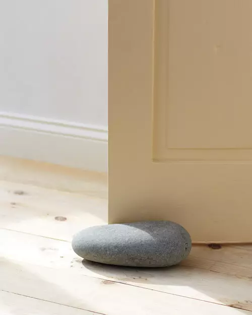 Stones as a solution in the interior