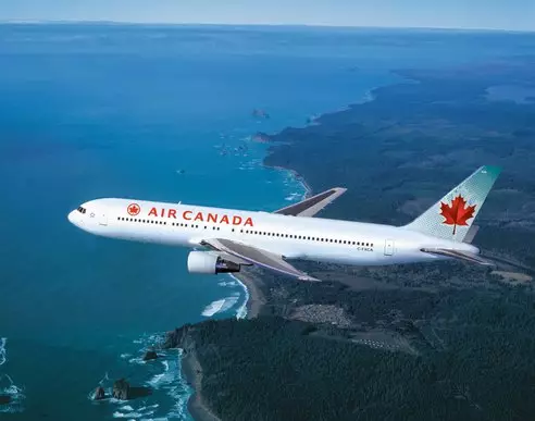 Təyyarə Air Kanada