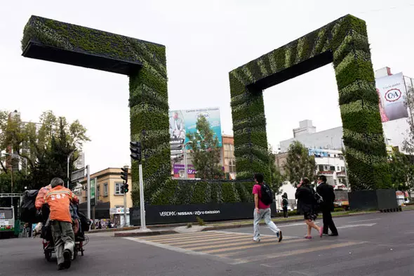 Arches - ekosacultace instalovaná v Mexico City