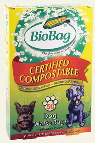 Paketa nga bioplastic për grumbullimin e mbeturinave të qenve.
