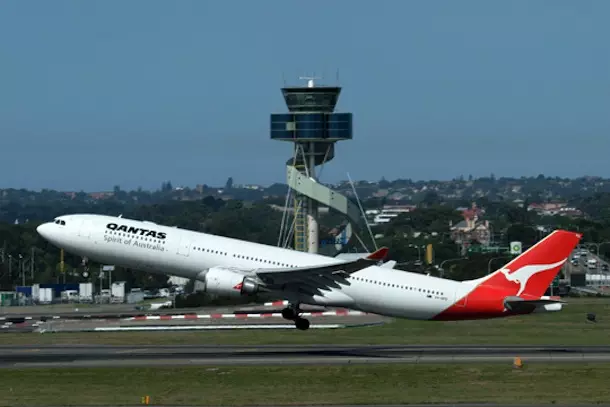 Qantas - First Commercial Flight on Biotopling