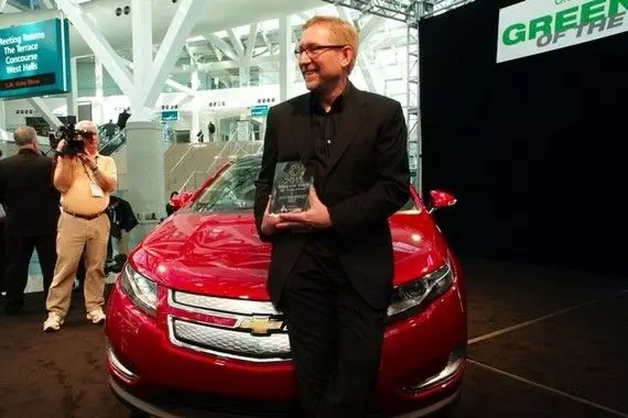 Motor show i Los Angeles kallas Chevrolet Volt bil på året