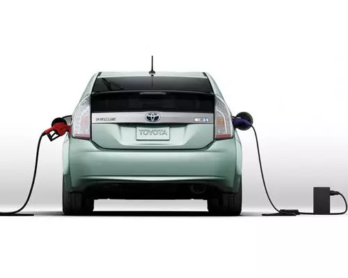 7 Elektriske biler forventet i 2012