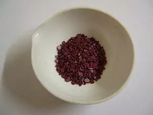 Ihe atụ nke Chromium-6 chreem - chromium trioxide