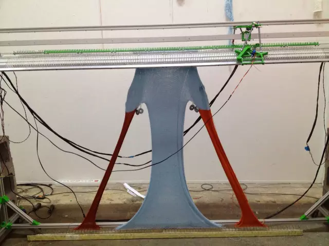 3D печатач печати облека