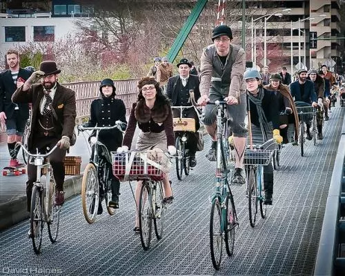 10 Linna maailma kohandatud jalgrattasõiduks
