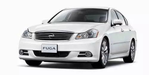 Nissan Fuga.